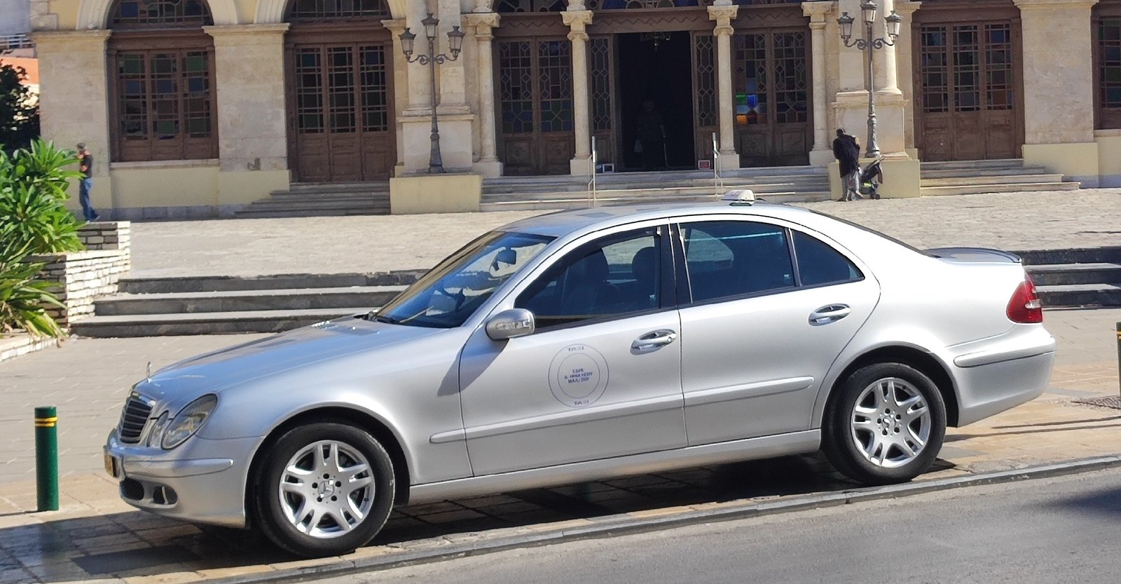 Heraklion Taxi Transfer Services | Creta Taxi | Crete Taxi Transfers ...